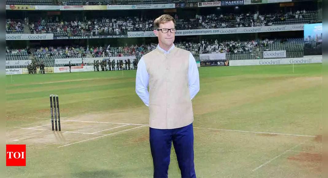 Jonty Rhodes Names Star India All-rounder As The Best Fielder In Modern ...